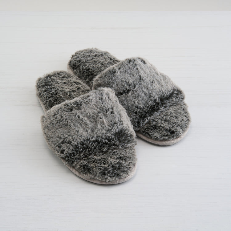 Slippers – Lemon Collections